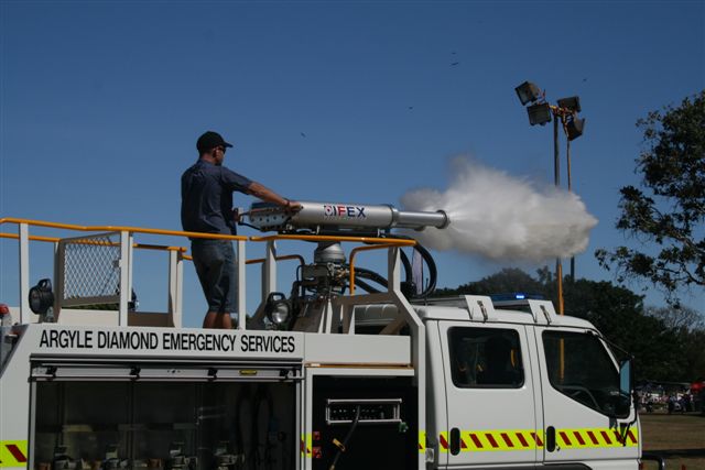 Fire Engines Photos - Argyle Diamond Fire & Rescue