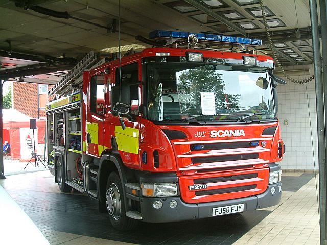 Fire Engines Photos - Nottinghamshire New Scania