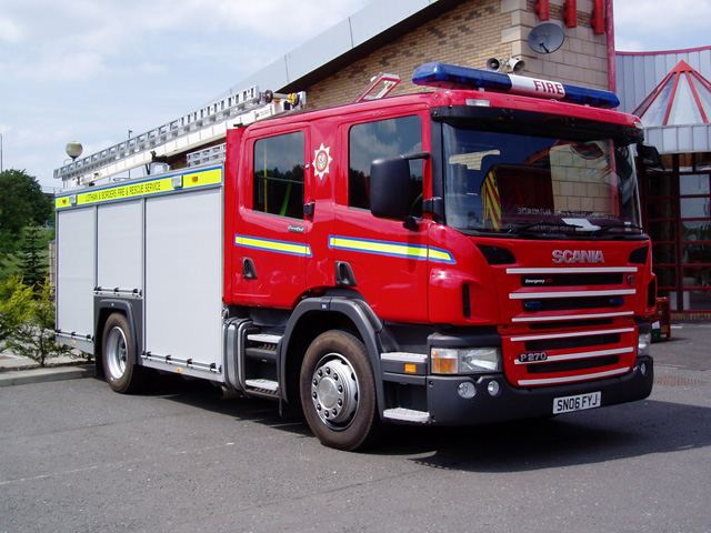 Fire Engines Photos - Scania Edinburgh