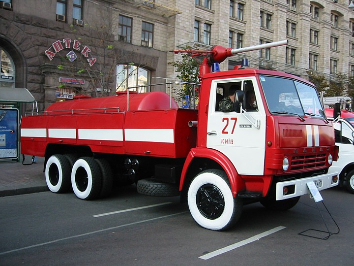 Fire Engines Photos - Dry powder tender - AP-5 (53213) model 196