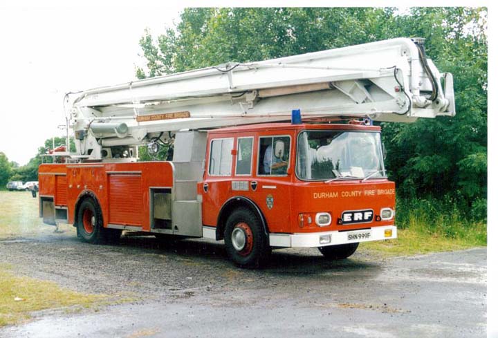 Fire Engines Photos - Durham Fire Brigade ERF Hydraulic Platform