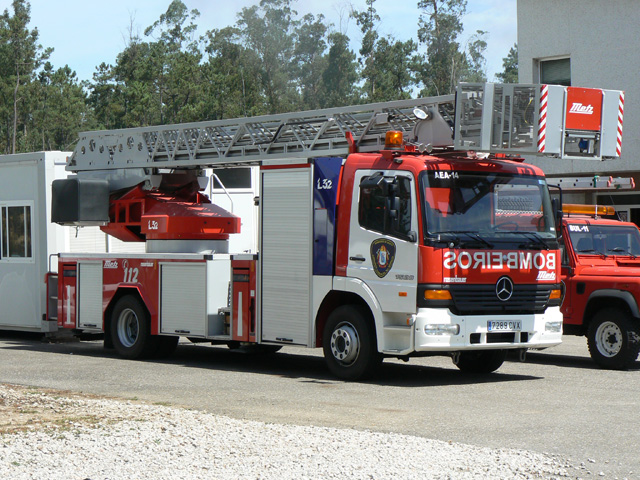 Fire Engines Photos - Morrazo Spain Atego Ladder
