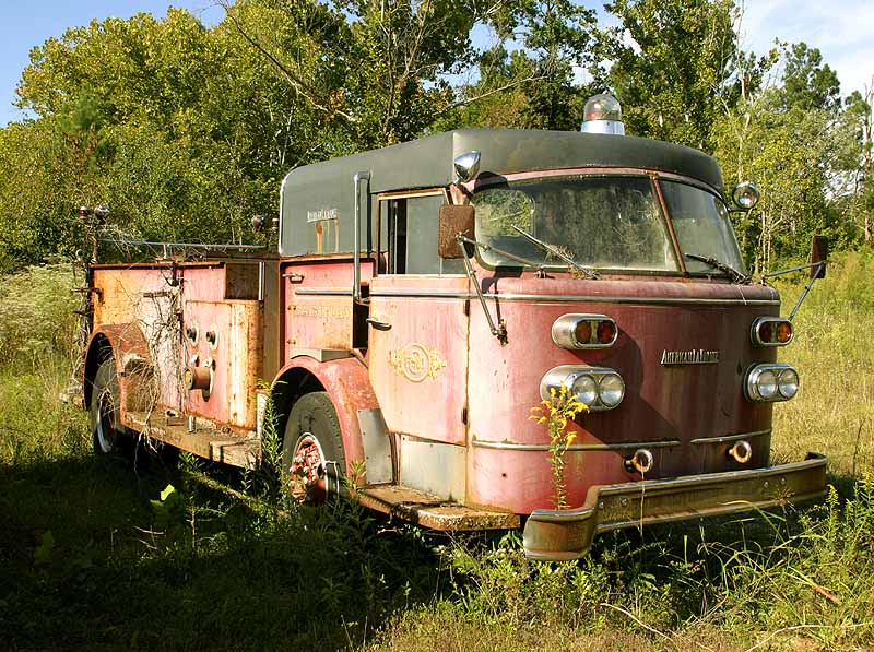 Fire Engines Photos - Saginaw ? Amer. LaFrance.