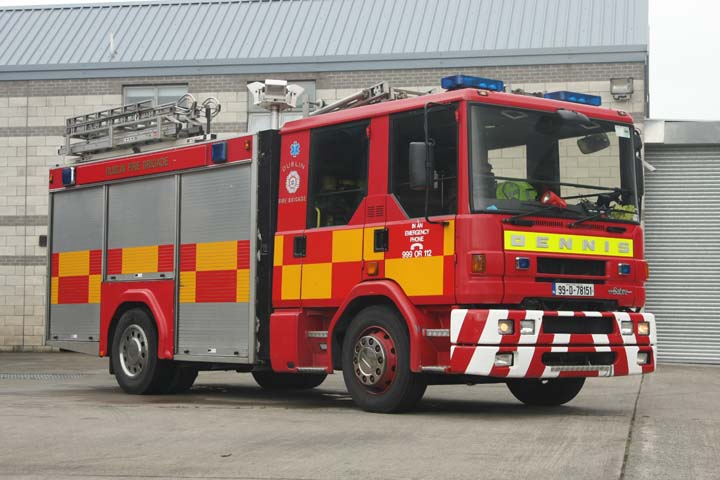 Fire Engines Photos - Dennis Sabre Dun Laoghaire Fire station Dublin