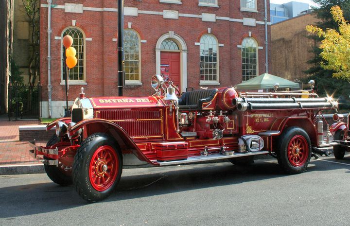 Fire Engines Photos - 1928 American LaFrance