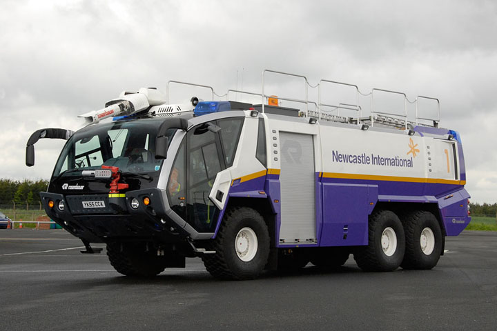 Fire Engines Photos - Newcastle Airport Rosenbauer Panther YKK55CCA