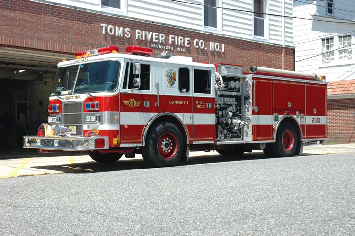 Fire Engines Photos - Toms River NJ Fire co. 1 Pierce pumper