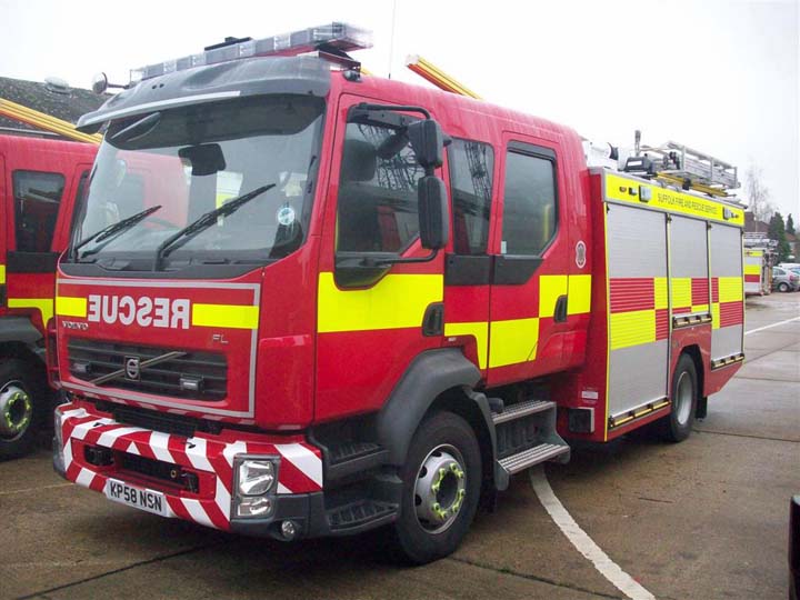 Fire Engines Photos - Suffolk Fire and Rescue new Pump rescue tender