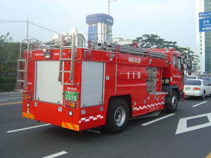 Fire Engines Photos - Busan Fire department South Korea Heavy pumper