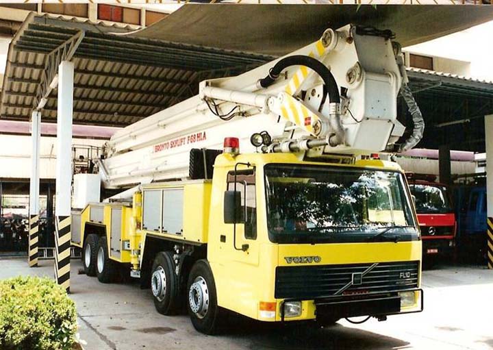 Fire Engines Photos - Bangkok FD Volvo Bronto Skylift ALP