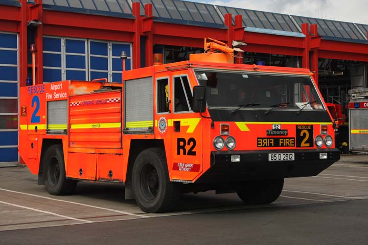 Fire Engines Photos - Dublin Airport Authority Fire Service Timoney R2