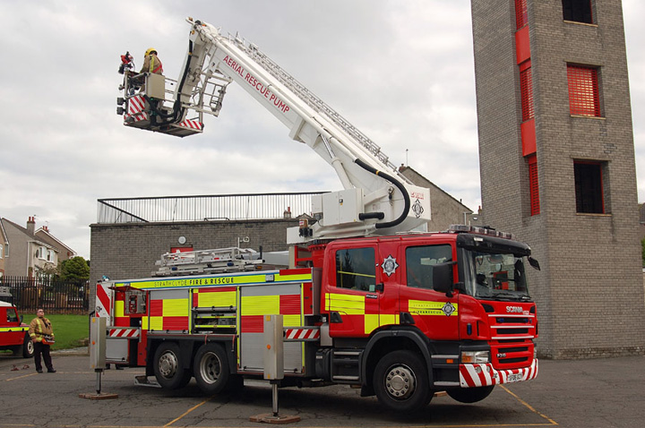 Fire Engines Photos - ARP Strathclyde Scania 2