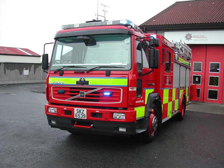 Fire Engines Photos - Volvo WRL Crossmaglen, Northern Ireland