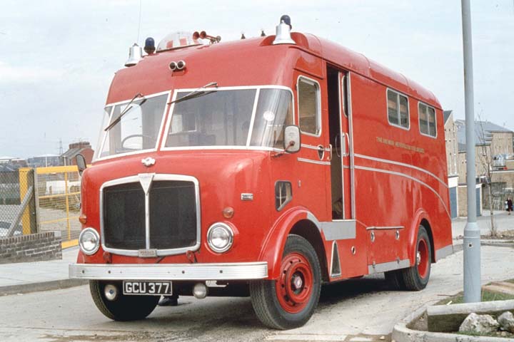 Fire Engines Photos - South Shields AEC Emergency Tender GCU377
