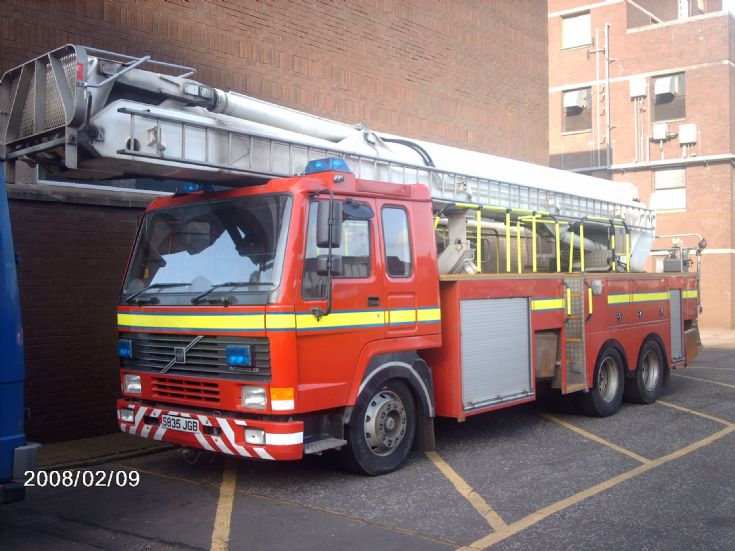 Fire Engines Photos - Volvo S835JGB Volvo in storage