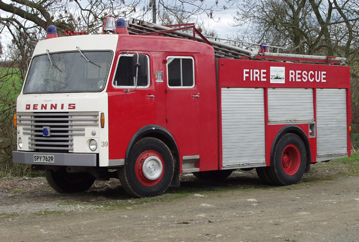 Fire Engines Photos - Dennis 'R' Type - 1976