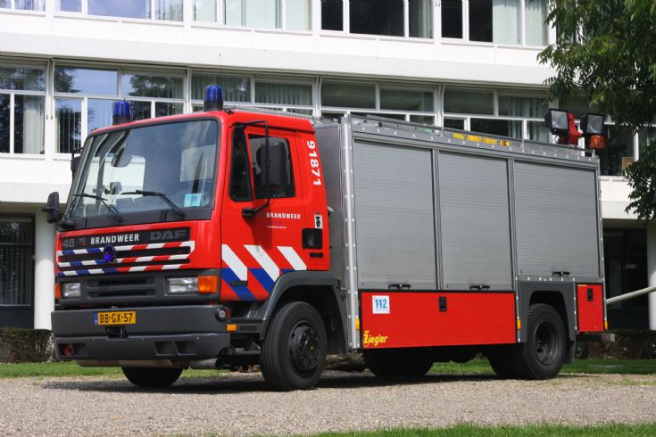 Fire Engines Photos - Brandweer Valkenburg DAF Emergency Tender