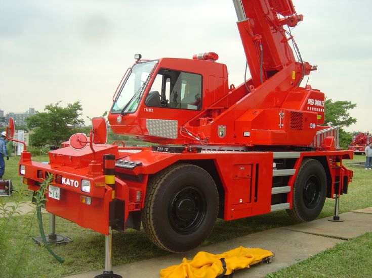 Fire Engines Photos - Tokyo Fire department Crane Kato