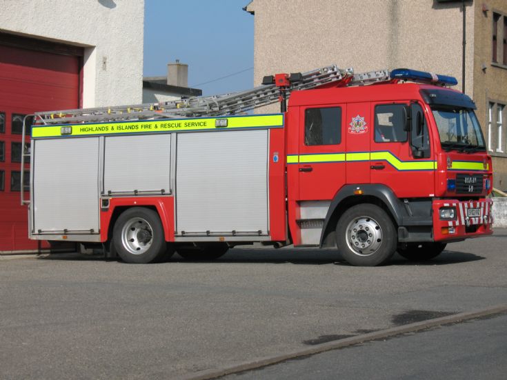 Fire Engines Photos - Stornoway Fire station MAN Emergency-One
