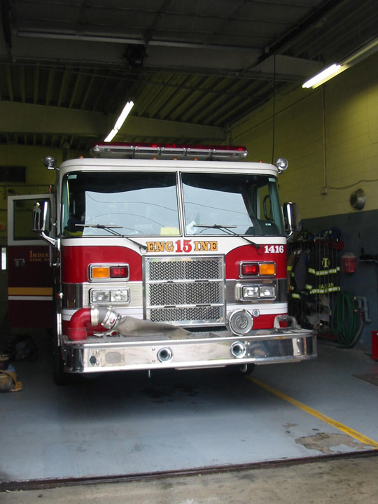 Fire Engines Photos - Engine 15 Indianapolis Fire Department