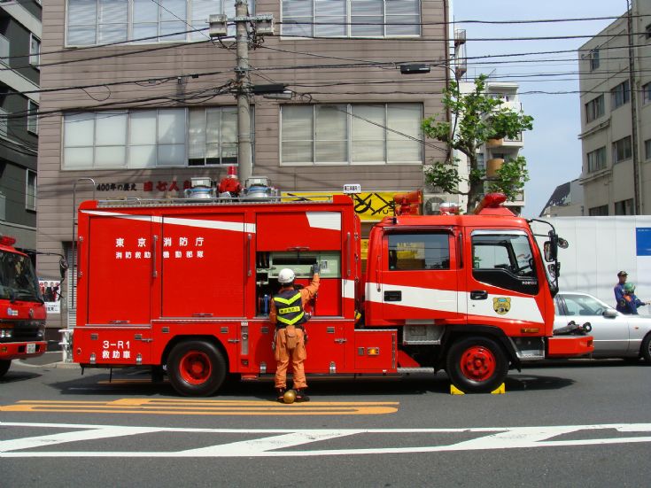 Fire Engines Photos - Super Hazmat Tokyo Fire department
