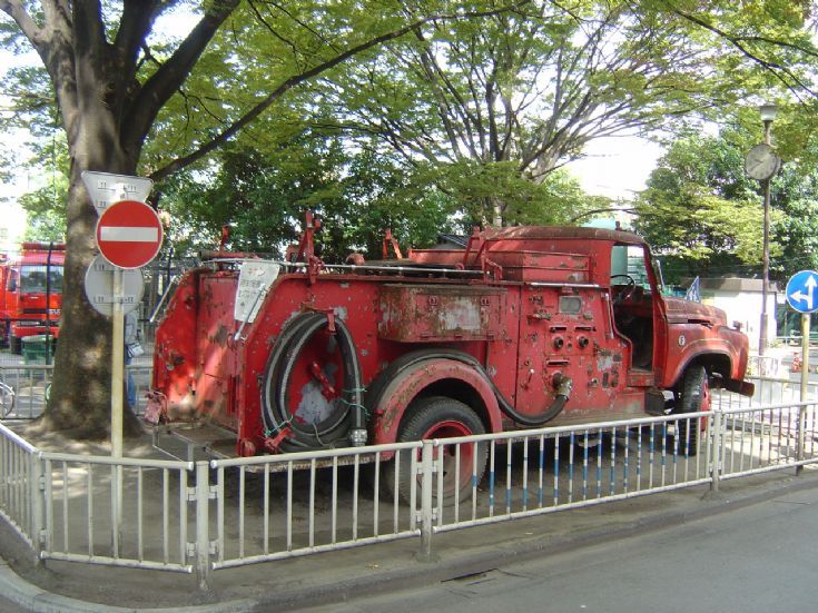 Fire Engines Photos - Retired Toyota pumper Tokyo Japan