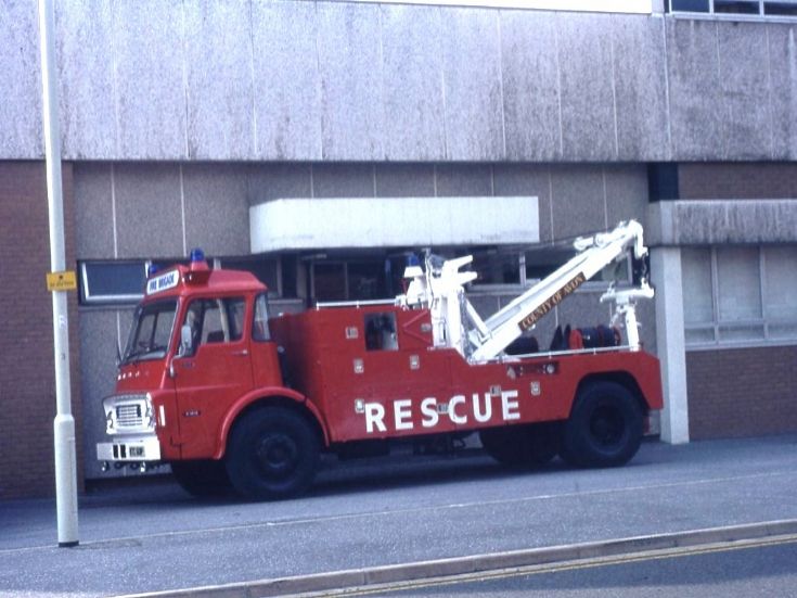 Avon fire brigade Dodge Holmes rescue tender