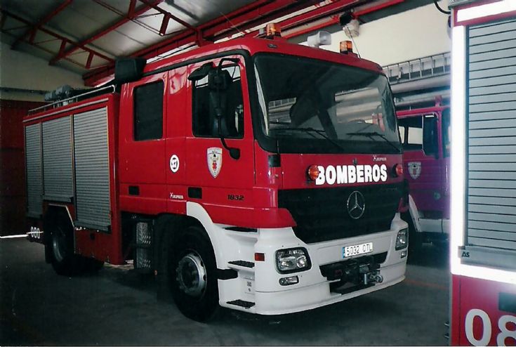 Fire Engines Photos - Fire brigade Murcia Spain