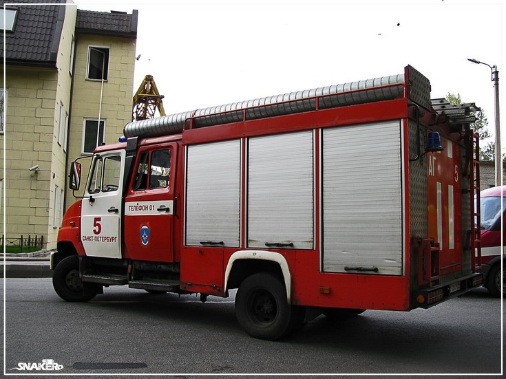 Fire Engines Photos - New ZiL-5301 breathing apparatus unit