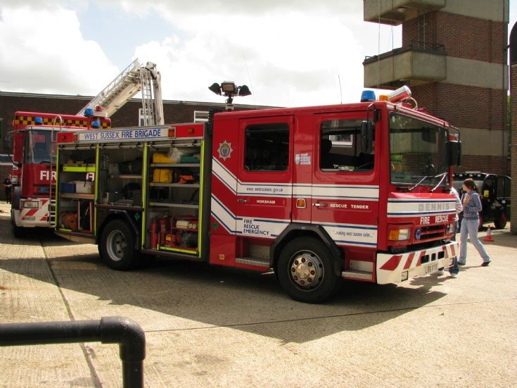 Fire Engines Photos West Sussex Frs Dennis Rescue Tender