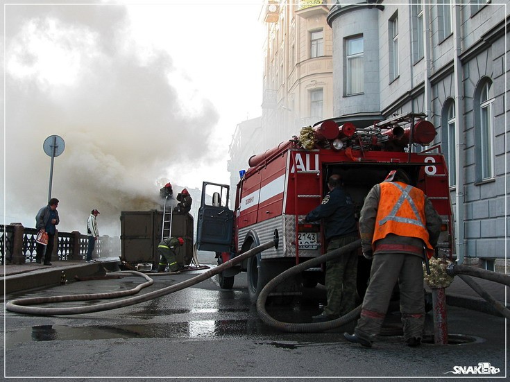 Fire Engines Photos - Fire incident Moyka embankment St Petersburg