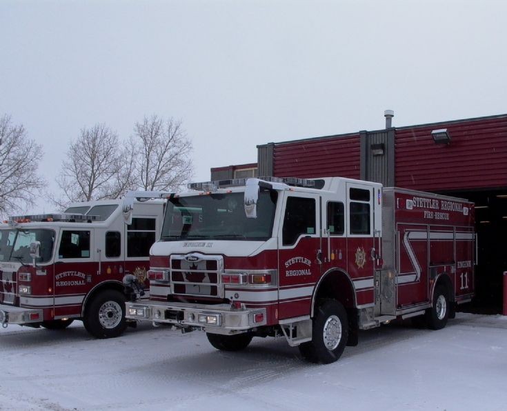 Fire Engines Photos - Stettlers Pierce Velocity PUC 4X4