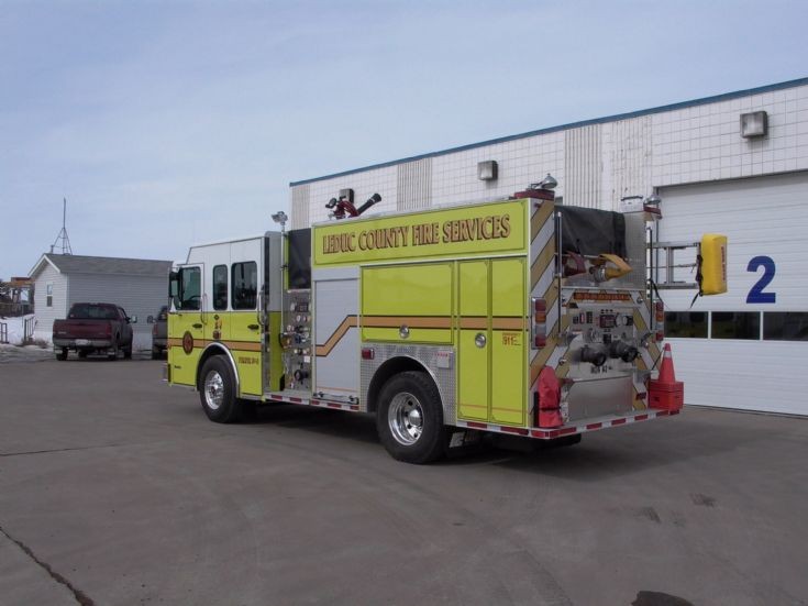 Fire Engines Photos - Leduc Countys 2009 Spartan Metro Star back