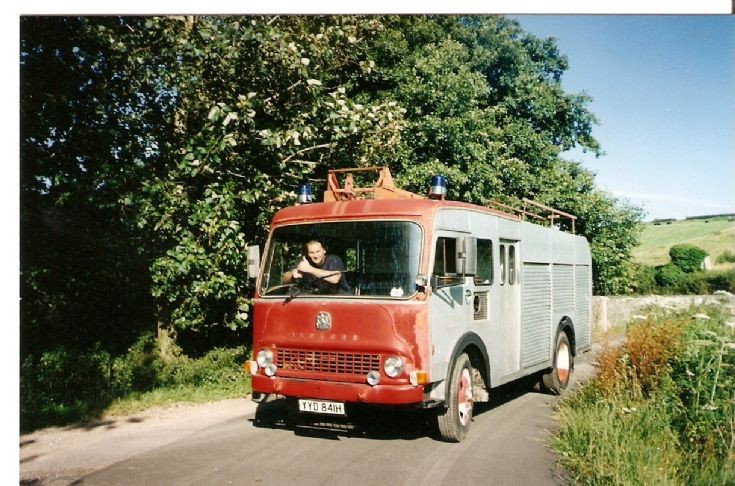 Fire Engines Photos - Bedford Tk HCB Angus YYD 841H