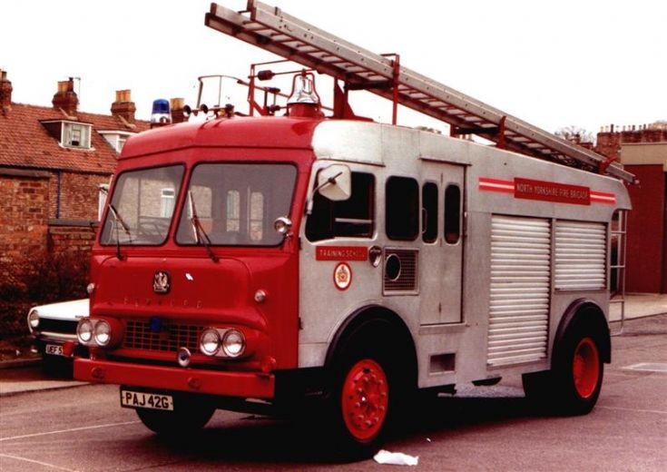 Fire Engines Photos - Bedford/HCB Angus WrT North Yorkshire