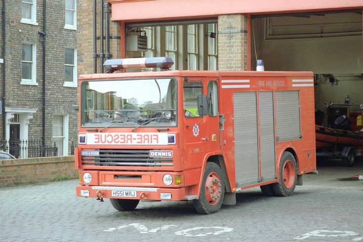 Fire Engines Photos - H551MAJ York's Dennis/HCB Angus ET