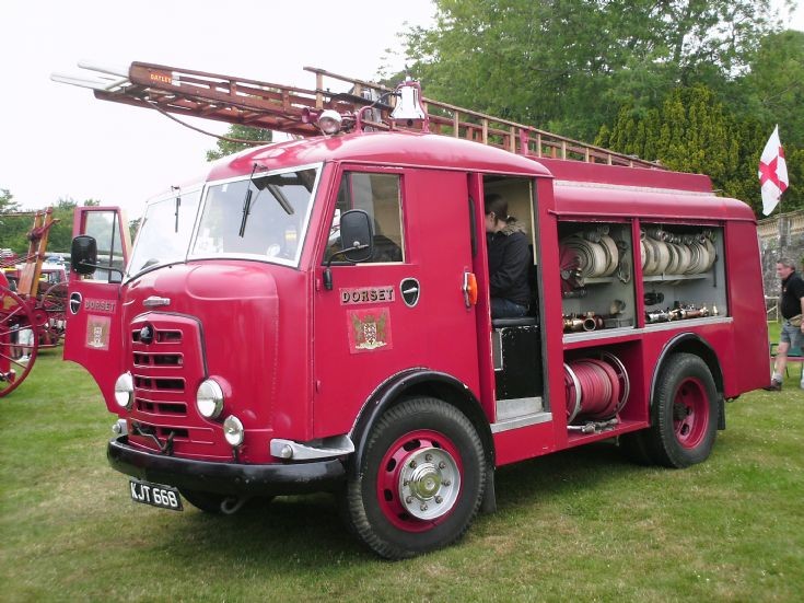 Fire Engines Photos - Dorset FB Commer Karrier