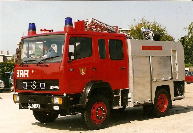 Fire Engines Photos - Dorset Fire Brigade Mercedes appliance
