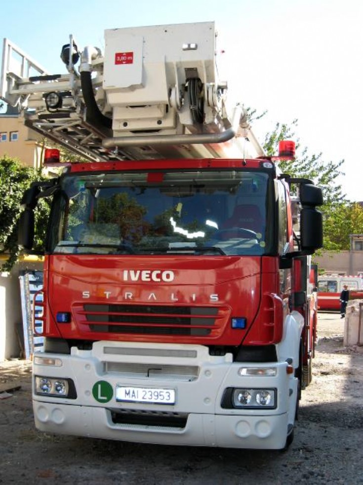 Fire Engines Photos - Romania Bucuresti Iveco Stralis