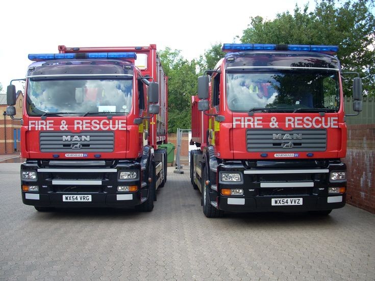 Fire Engines Photos - Urban Search and Rescue MAN prime movers