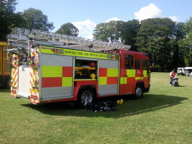 Fire Engines Photos - Suffolk Fire & Rescue Service