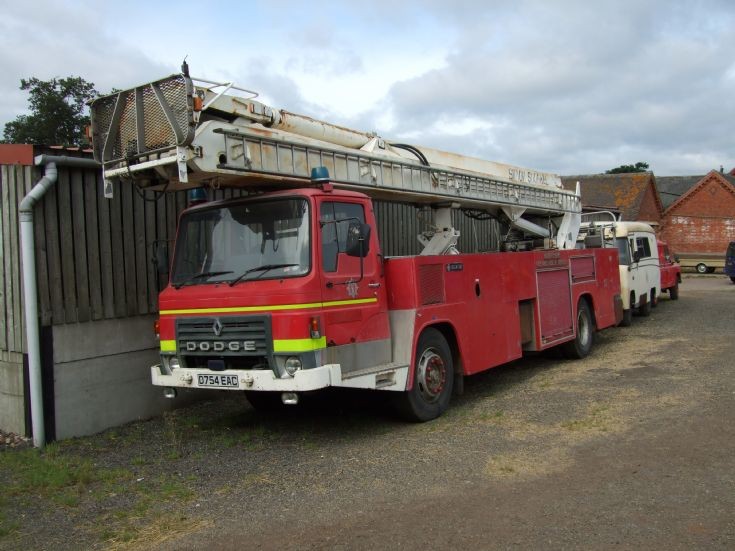 Fire Engines Photos - Simon Snorkel ALP