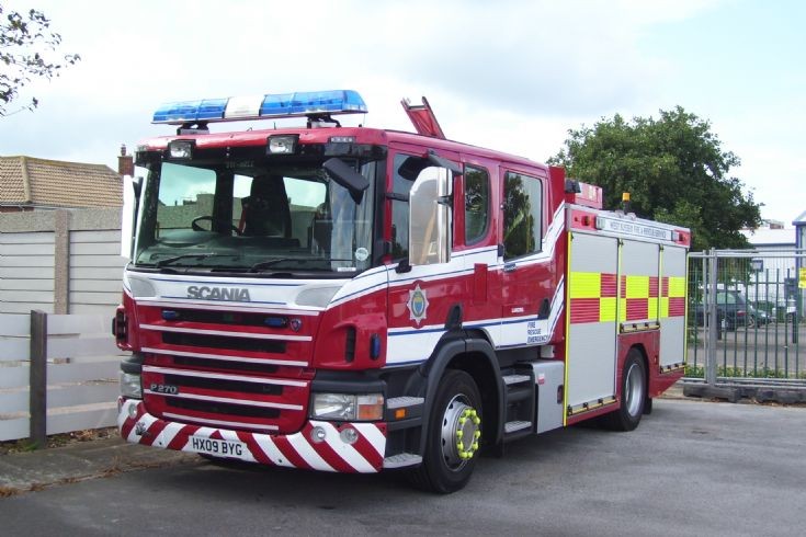 Fire Engines Photos - 2009 Scania/JDC Water Tender Ladder at Lancing