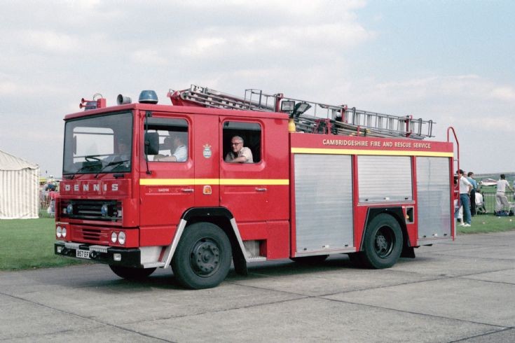 Fire Engines Photos - Cambridgeshire Dennis at Duxford.