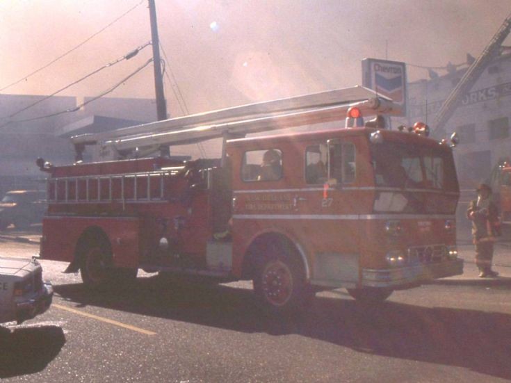 Fire Engines Photos - Squirt of NOFD seen in action in 1989