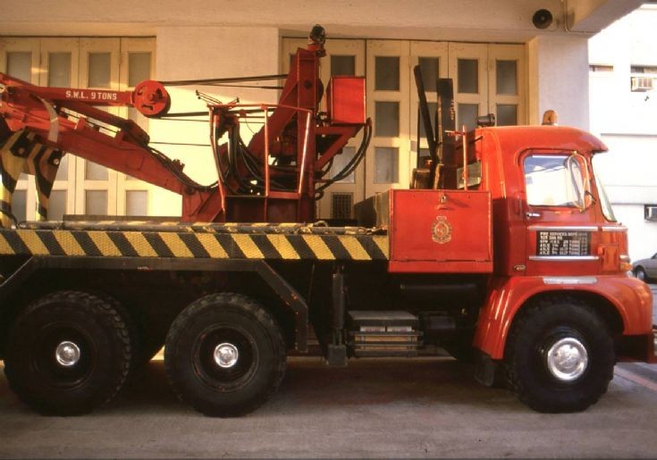 Fire Engines Photos - Hong Kong Fire Services Towing truck
