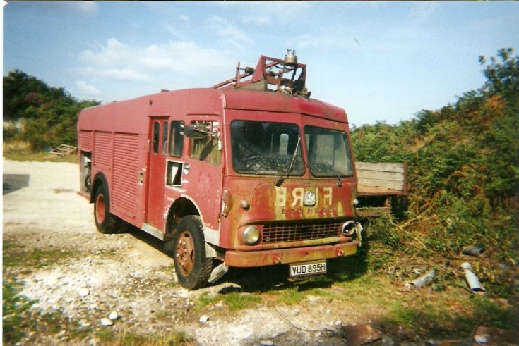 Fire Engines Photos - Bedford Tk HCB Angus 1998.