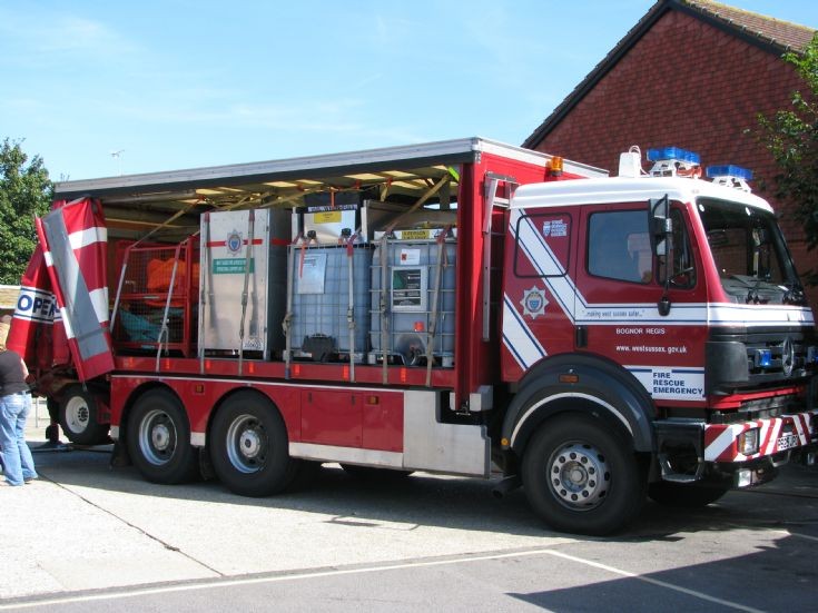Fire Engines Photos - West Sussex Operational Support Unit