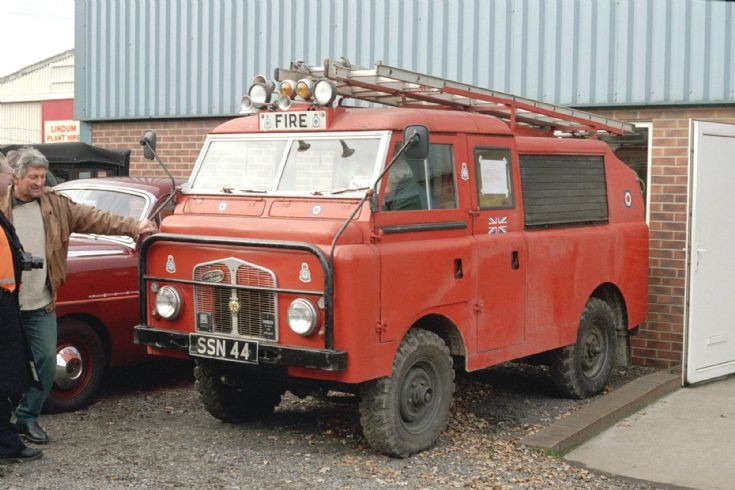 Fire Engines Photos - Ex RAF forward control Landrover.