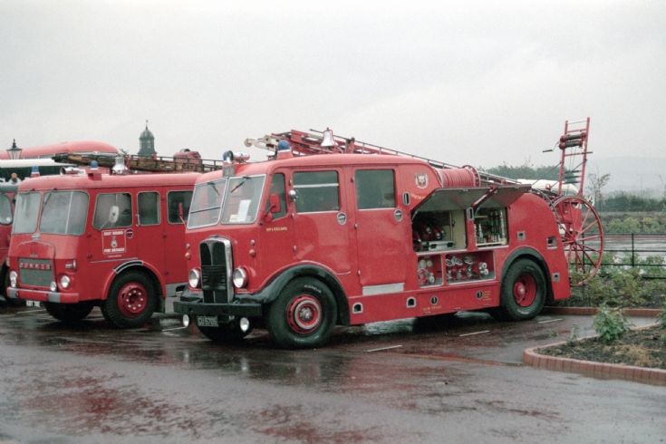 Fire Engines Photos - AEC Regent ex South Shields.